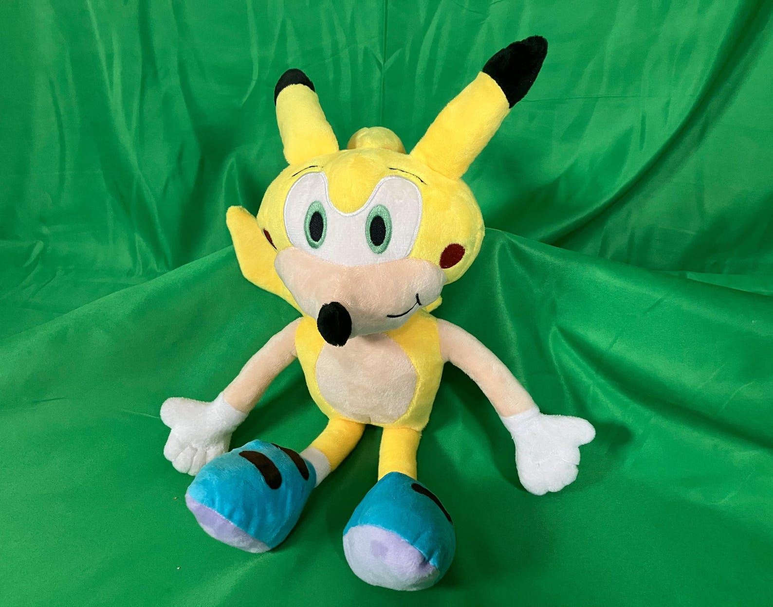 File:OfficialCWCmart - Talking Sonichu Plush1.jpg - CWCki