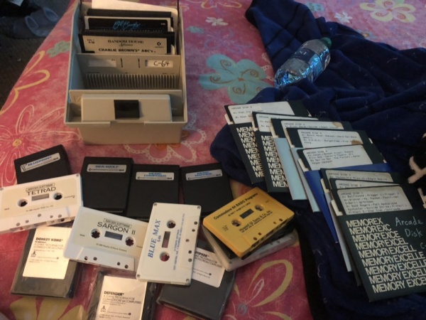 Commodore 64 - CWCki