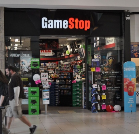 GameStop - CWCki
